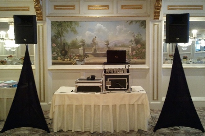 Wedding DJs, New Jersey DJ Services, Pictures of DJs in action, Cheap ...